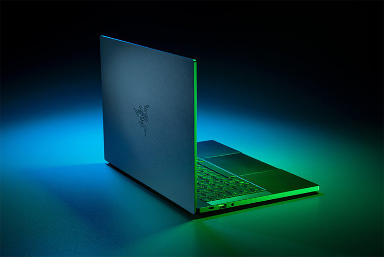 O primeiro laptop Razer na plataforma AMD marcada no benchmark ...